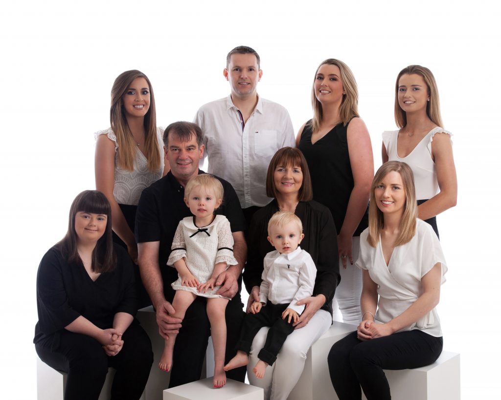 Three Generational Family Portrait – Ní Riain Photography